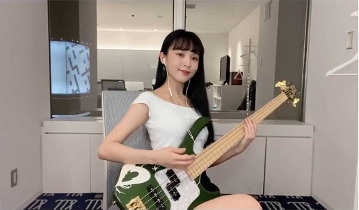 MINA(ベース)の年齢や高校・大学と仕事プロフィール！バンド解散理由も？ | GonPara